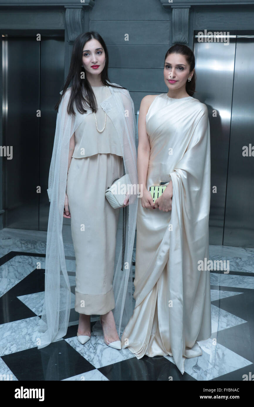 Lahore, Pakistan. 20th Apr, 2016. (L) Sehar Tareen during on her ...