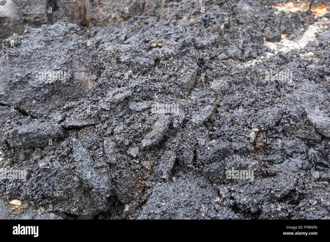 Tar seep hi-res stock photography and images - Alamy