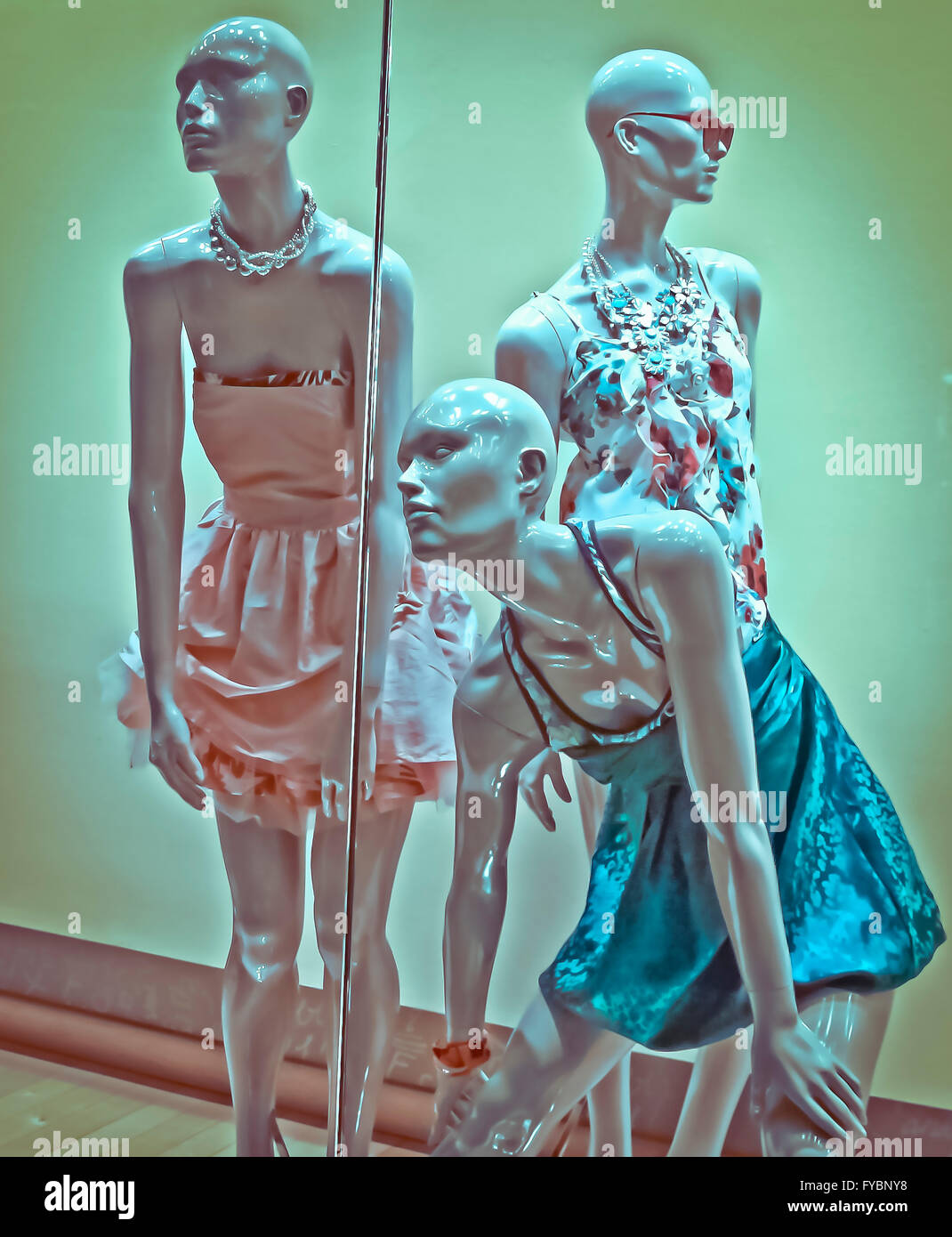 Clothing store interior design hi-res stock photography and images - Alamy