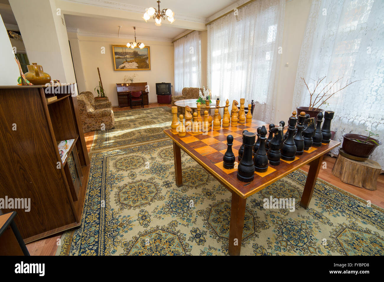 Indoor floor chess hi-res stock photography and images - Alamy