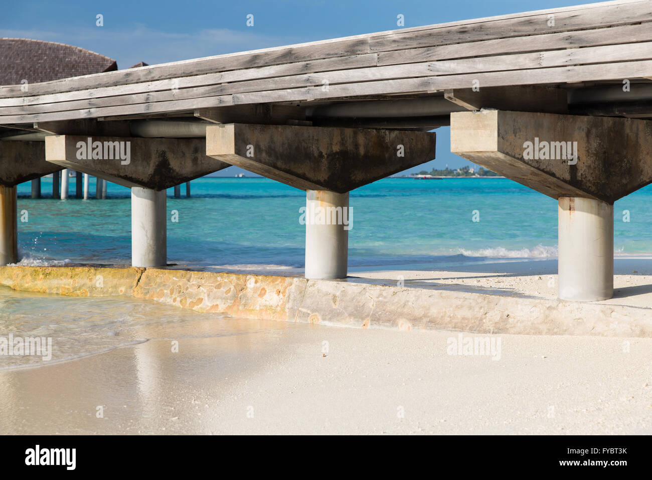 bridge on stilts at exotic resort beach Stock Photo - Alamy