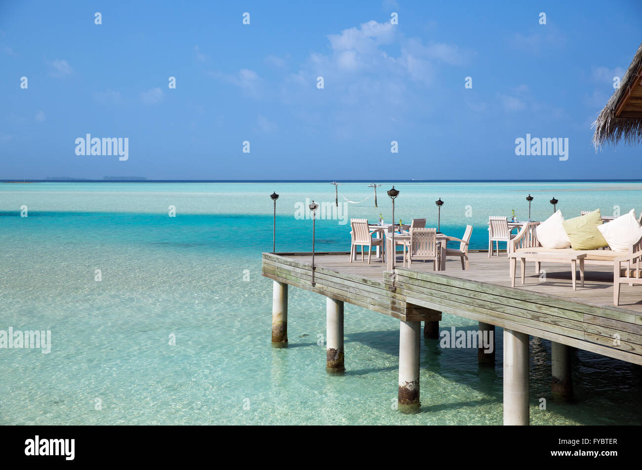 Restaurant summer terrace sea hi-res stock photography and images - Alamy