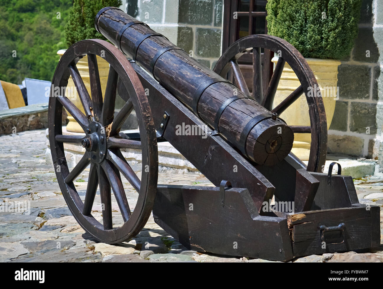 Weapon gun medieval High Resolution Stock Photography and Images - Alamy