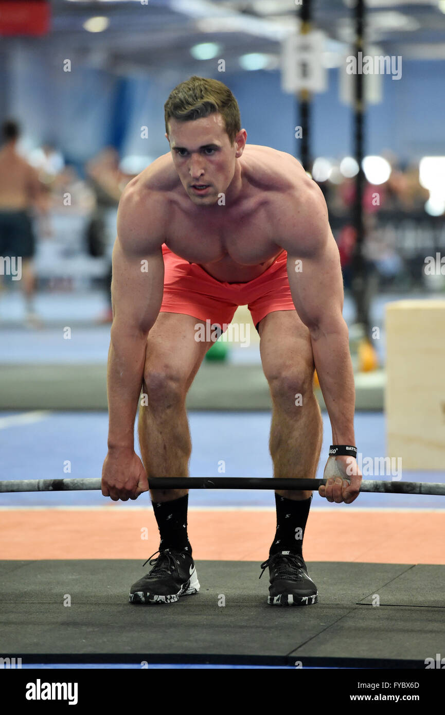 Crossfit Cross fit Male full length in competiton Pink shorts Muscles ...