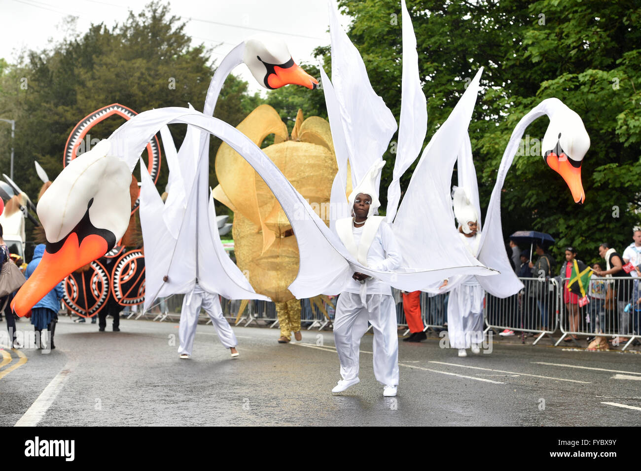 Luton Carnival Parade Town centre Town Hall Costumes Swans Procession ...
