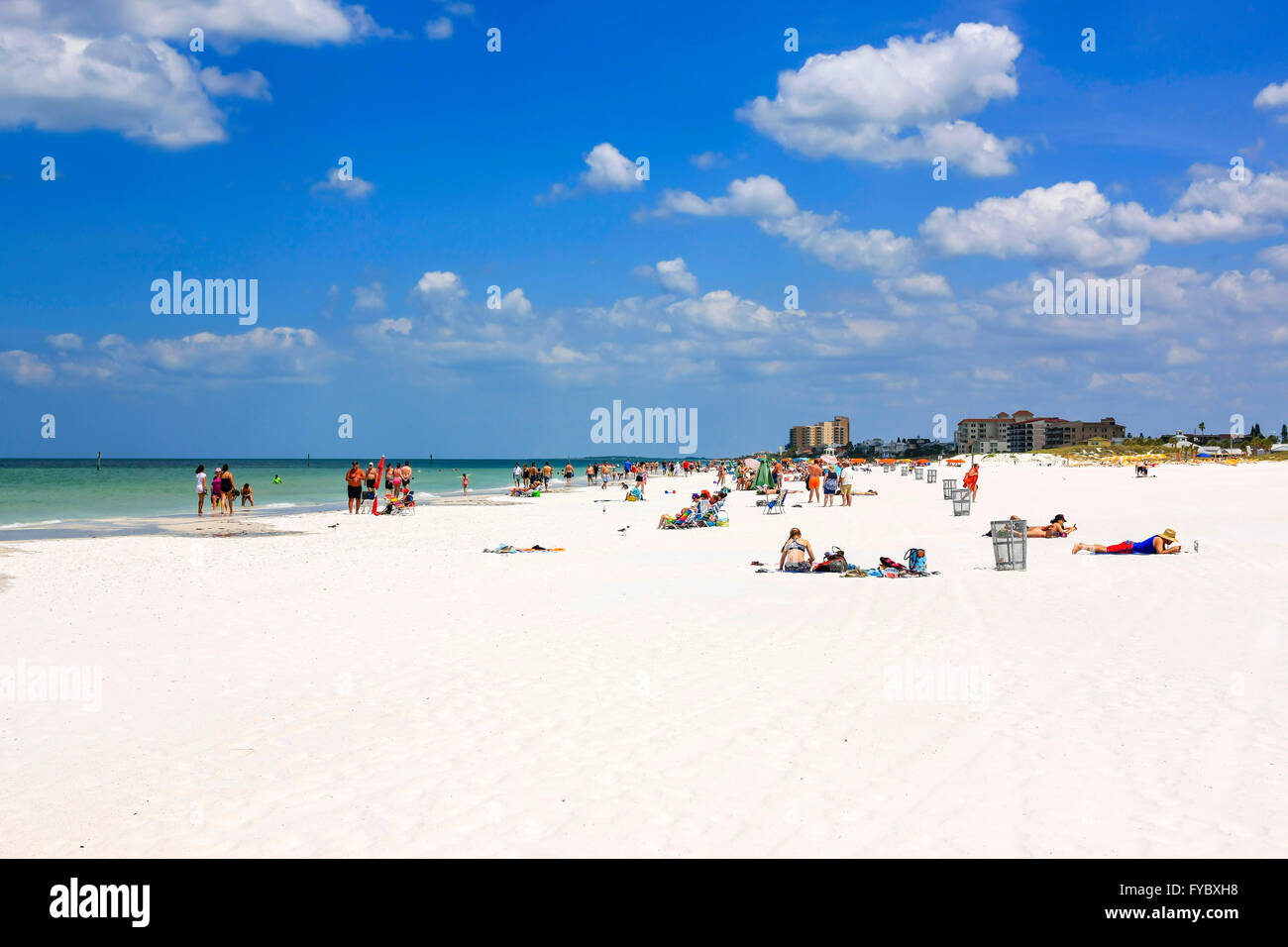 No one is sand and tourism scenery in summer hi-res stock photography ...