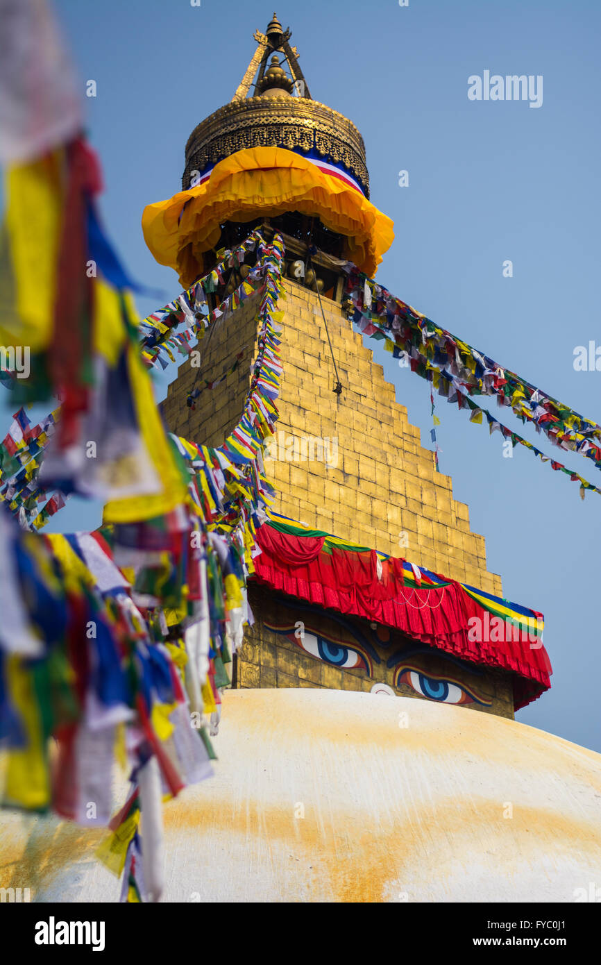 Famous buddhist stupa boudhanath hi-res stock photography and images ...