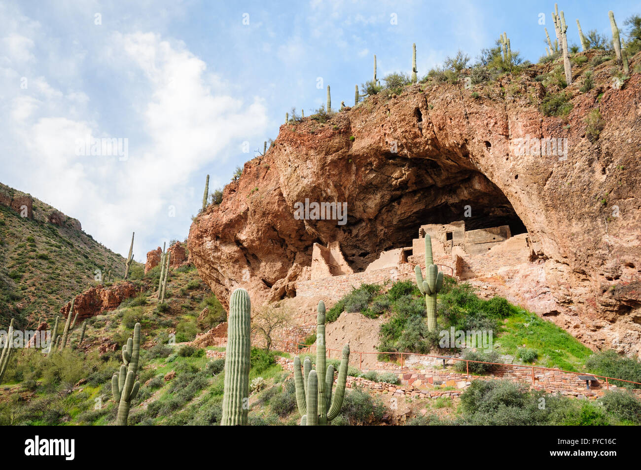 Tonto national monument hi-res stock photography and images - Alamy