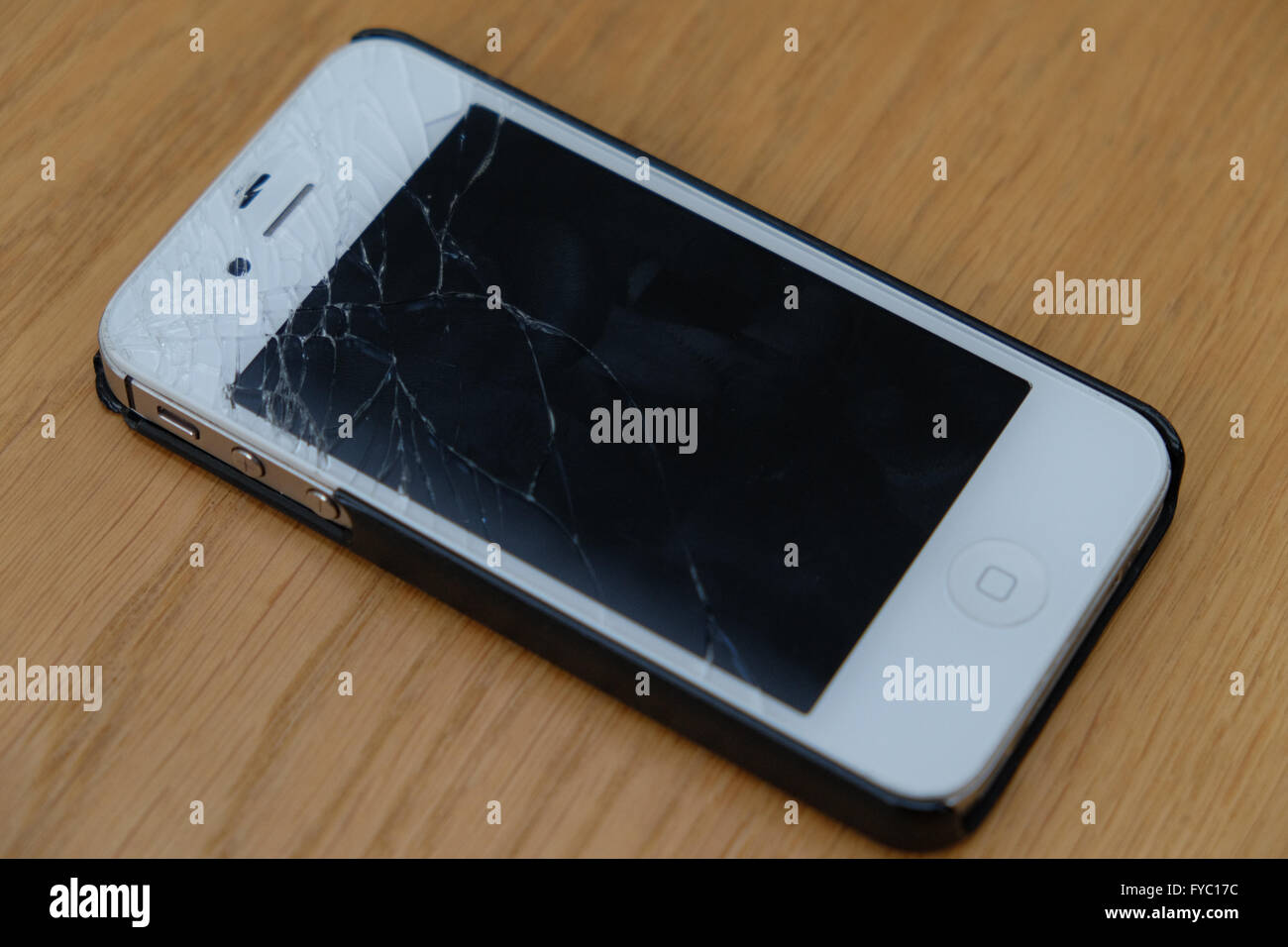 Broken Iphone 4s Screen