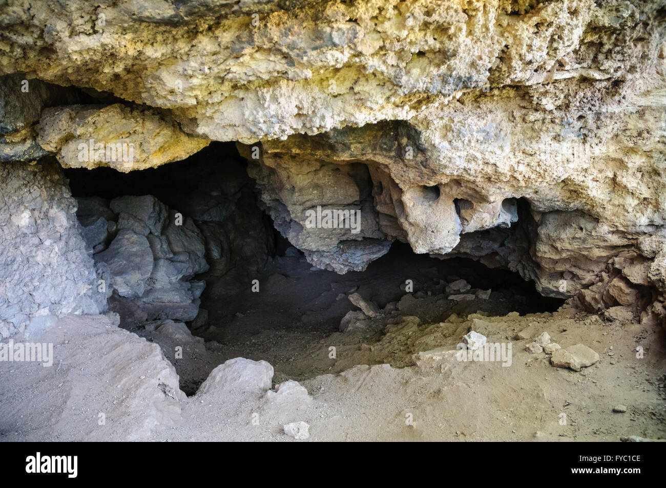 Montezuma Well unit of Montezuma Castle National Monument Stock Photo ...
