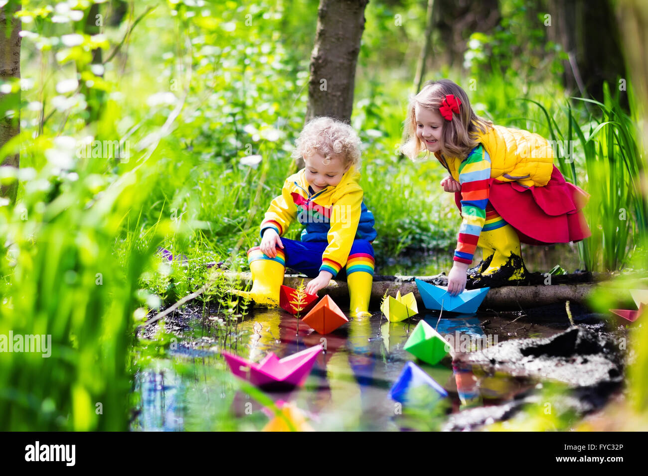 Children playing in nature hi-res stock photography and images - Alamy