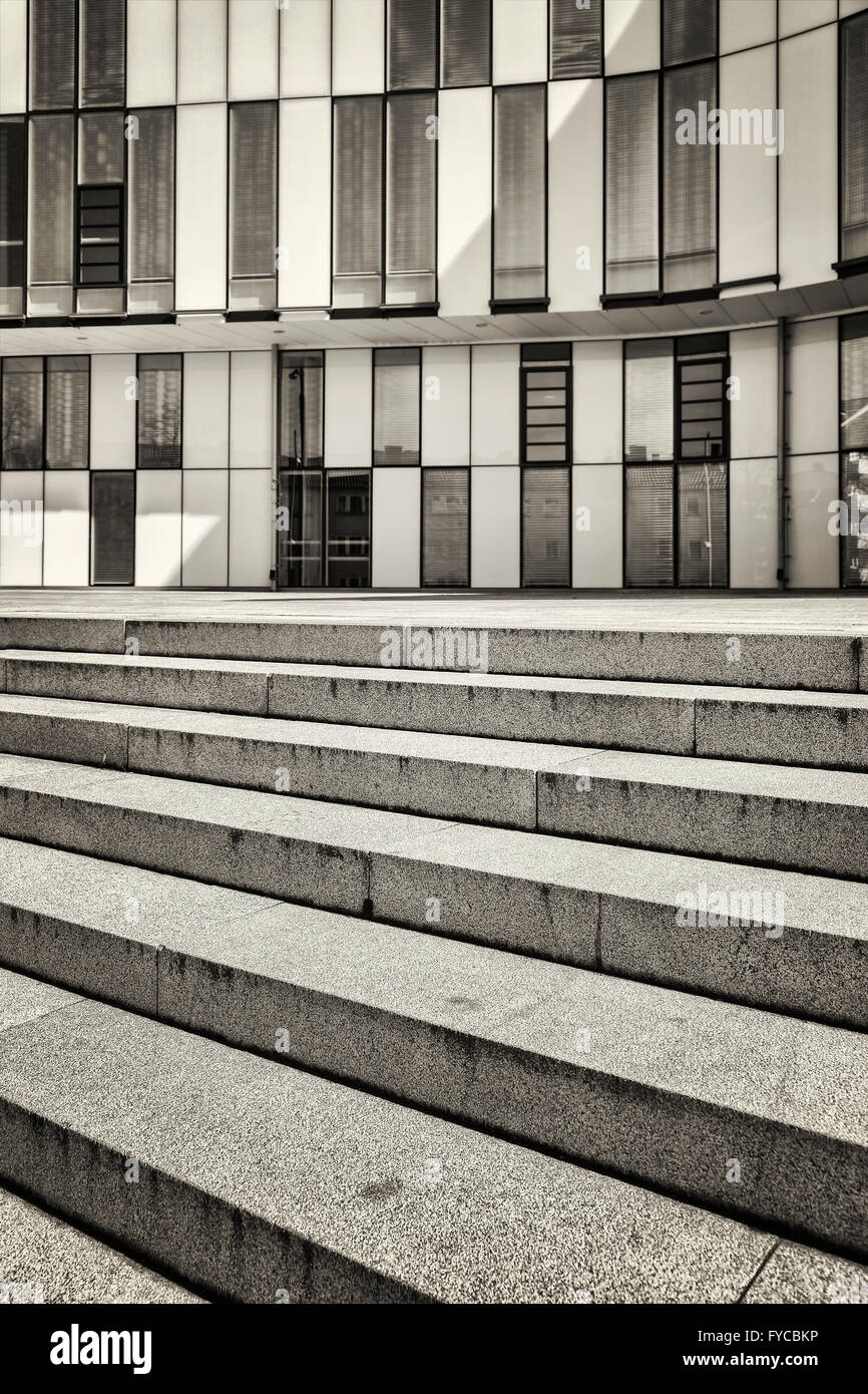 Abstract modern architecture hi-res stock photography and images - Alamy