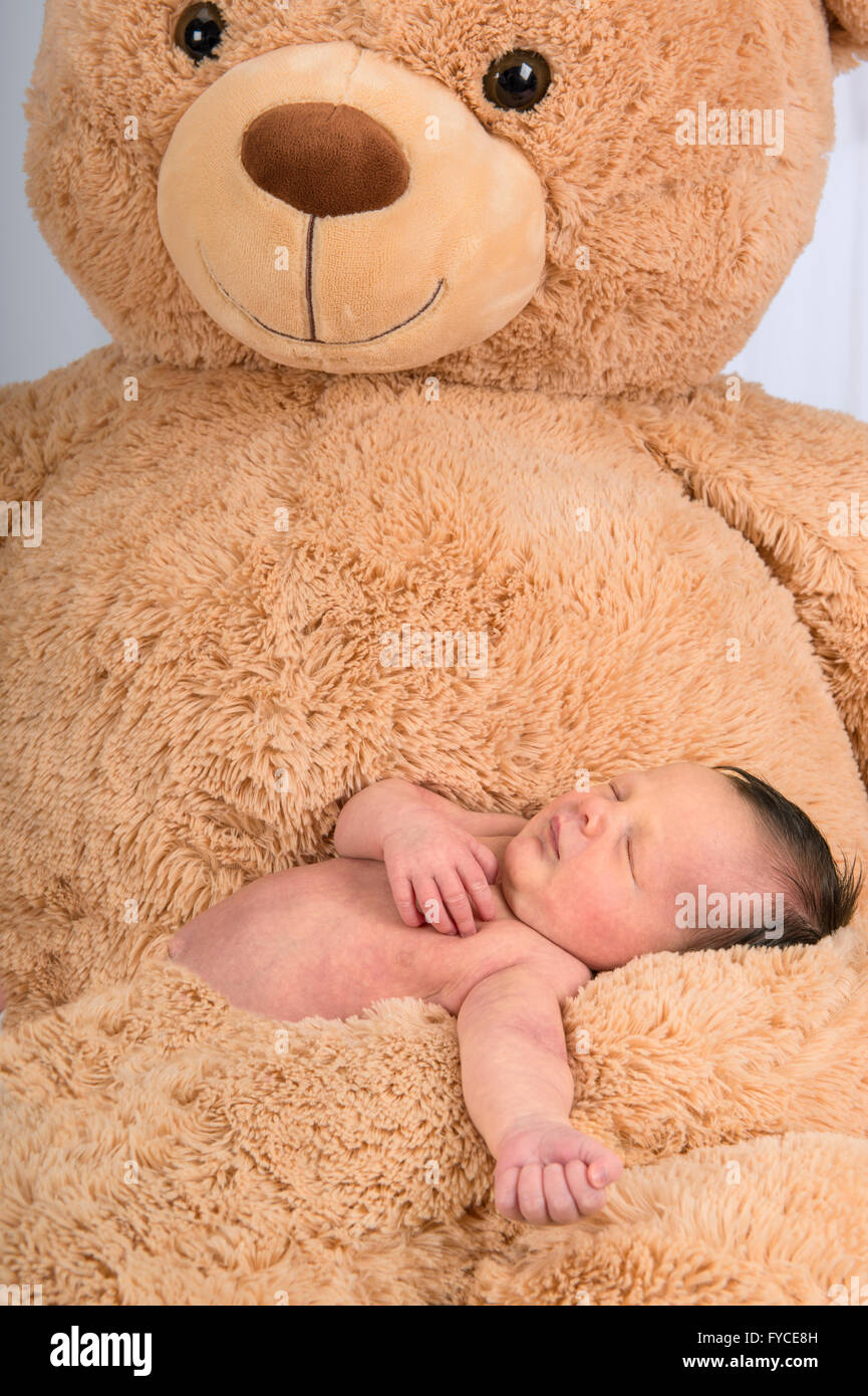 Giant baby boy hi-res stock photography and images - Alamy