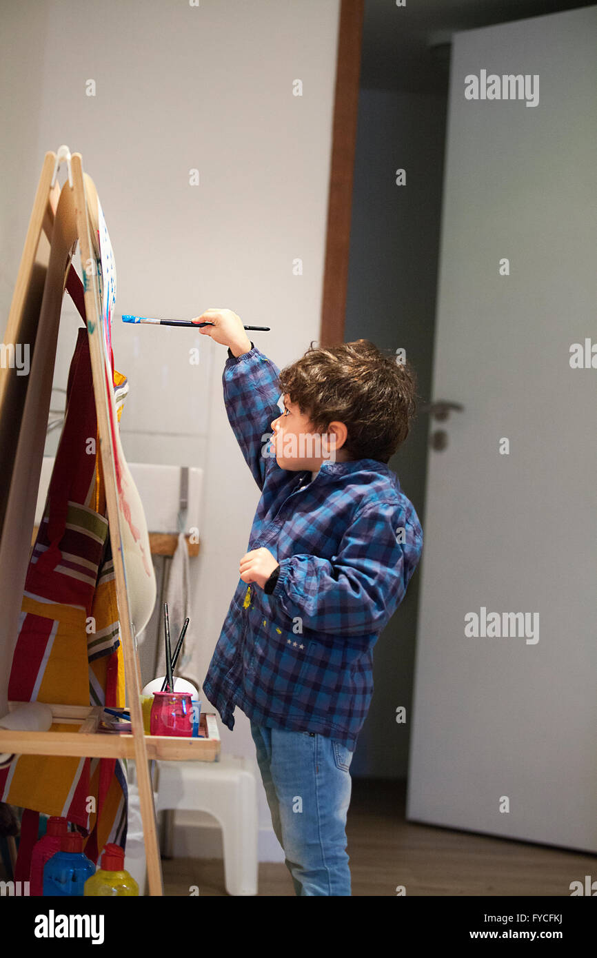 Pupils from art school hi-res stock photography and images - Alamy