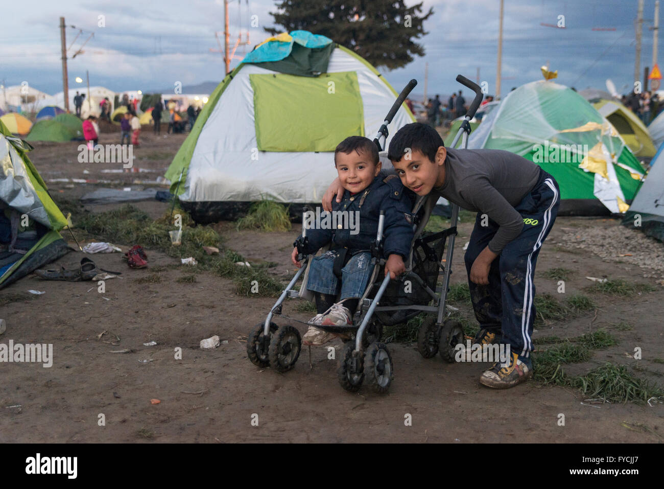Refugee child smiling hi-res stock photography and images - Alamy