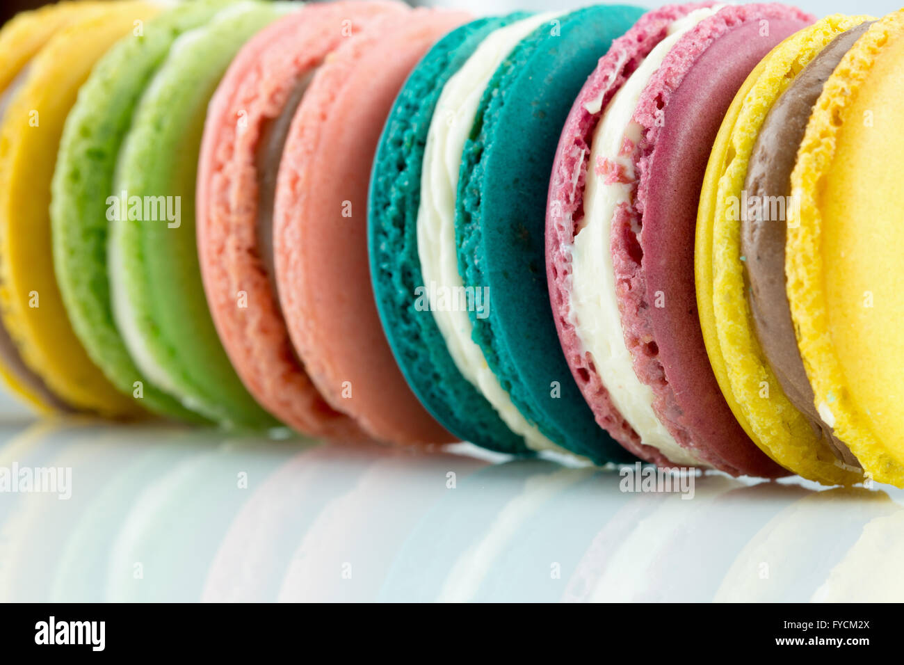 Macaron white background hi-res stock photography and images - Alamy