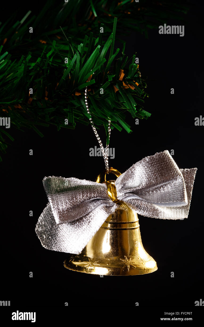 Single gold bell christmas tree decoration hi-res stock photography and ...