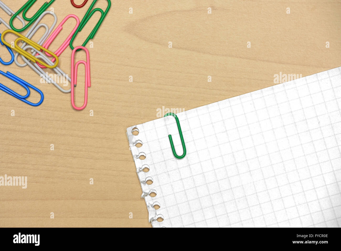 Blank notes and papers hi-res stock photography and images - Alamy