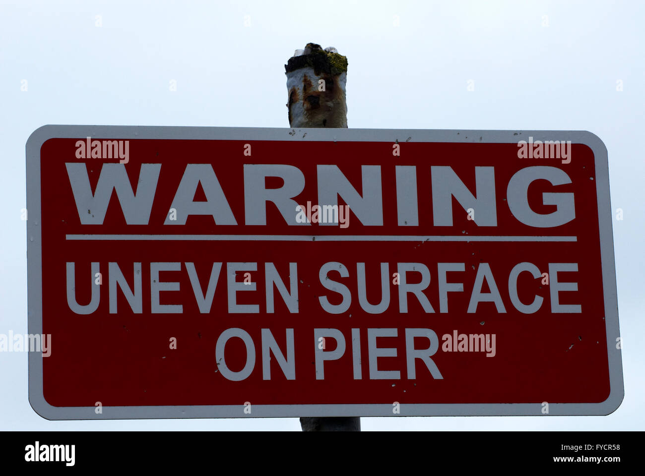 Pier warning sign hi-res stock photography and images - Alamy