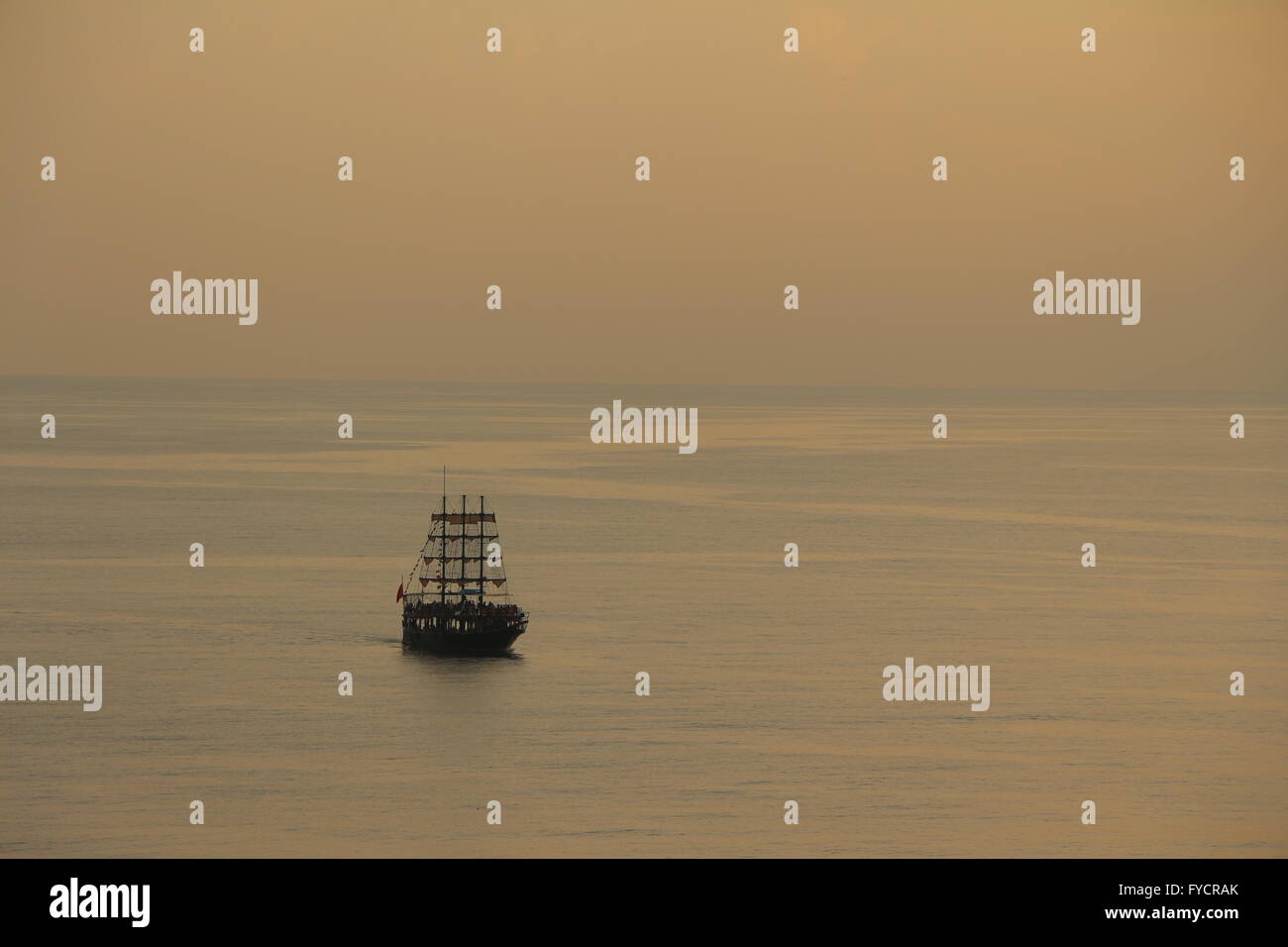 Excursion boat sailing ships hi-res stock photography and images - Alamy