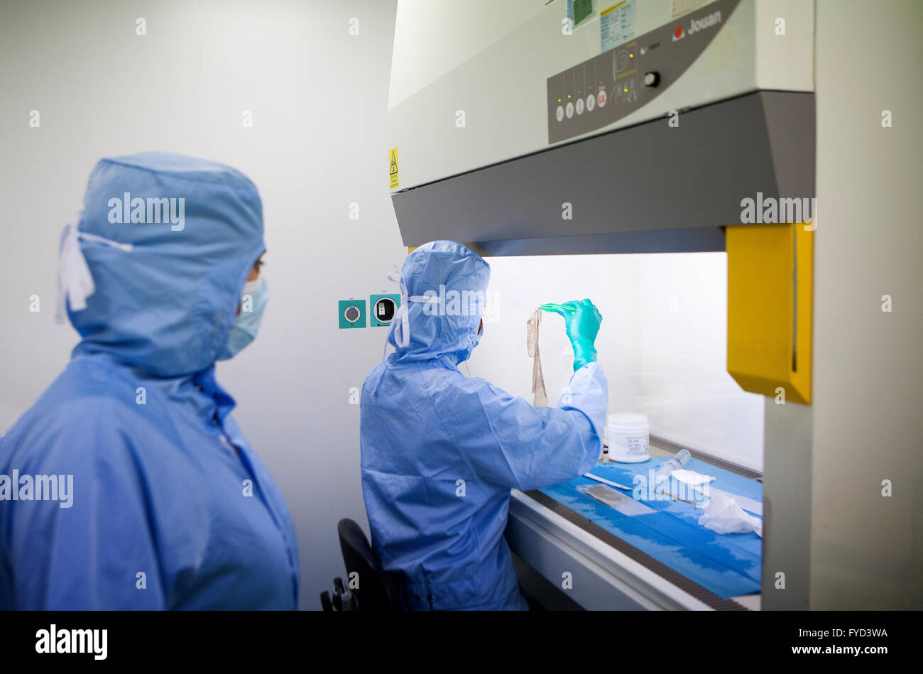 Skin Graft Laboratory High Resolution Stock Photography and Images - Alamy