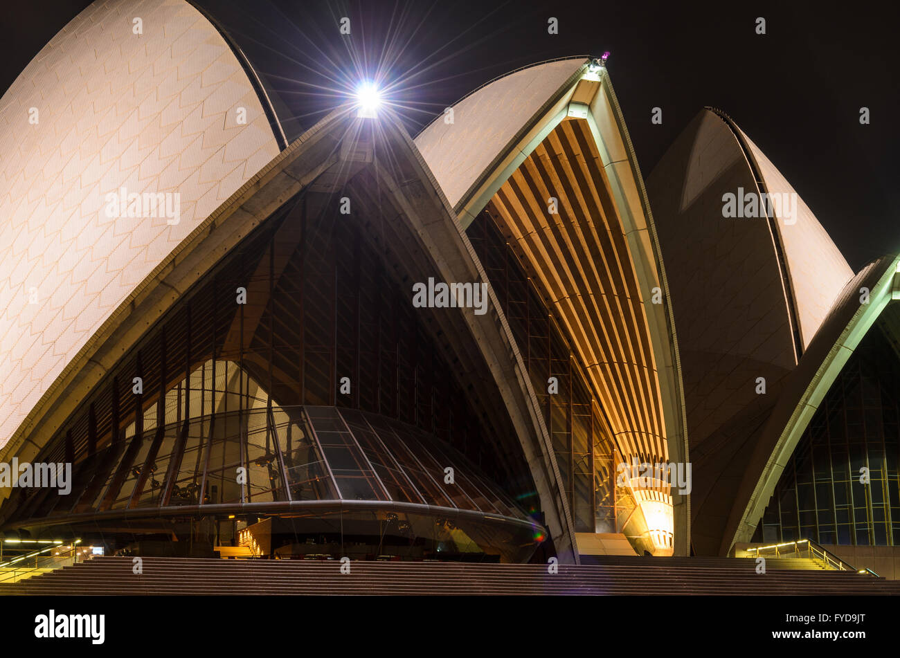 Sydney opera house at night hi-res stock photography and images - Alamy