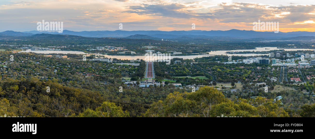 Sunset view over Canberra from Mount Ainslie Stock Photo - Alamy