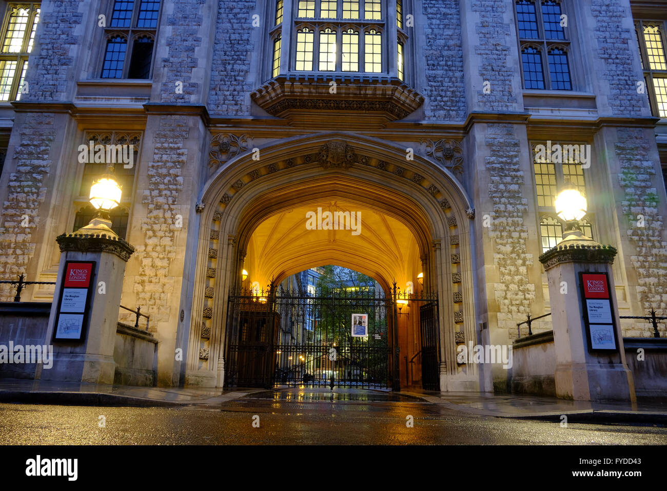 King's college london hi-res stock photography and images - Alamy