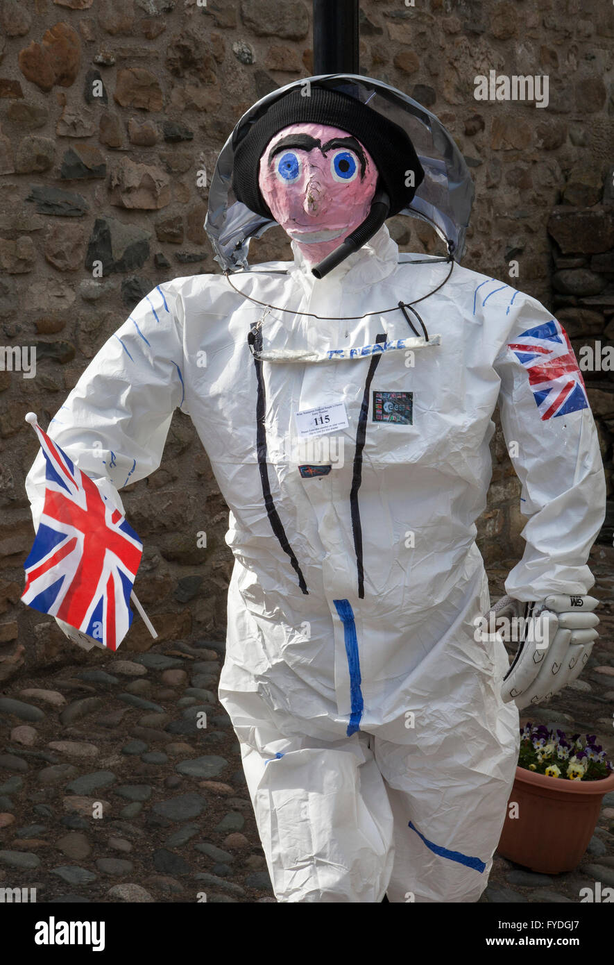 Astronaut scarecrow hi-res stock photography and images - Alamy