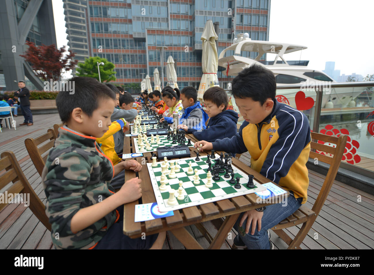 Alphago chess hi-res stock photography and images - Alamy