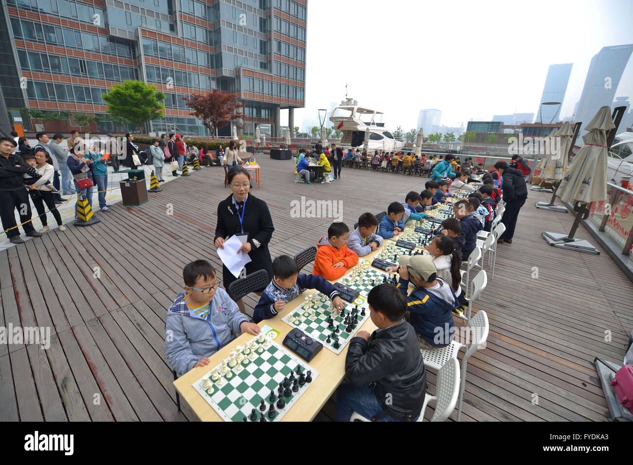 Alphago chess hi-res stock photography and images - Alamy
