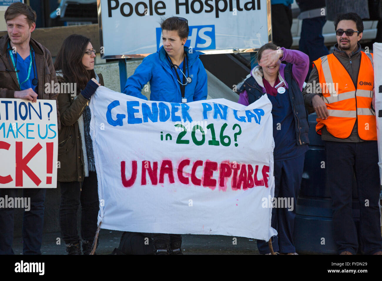 Poole hospital hi-res stock photography and images - Alamy
