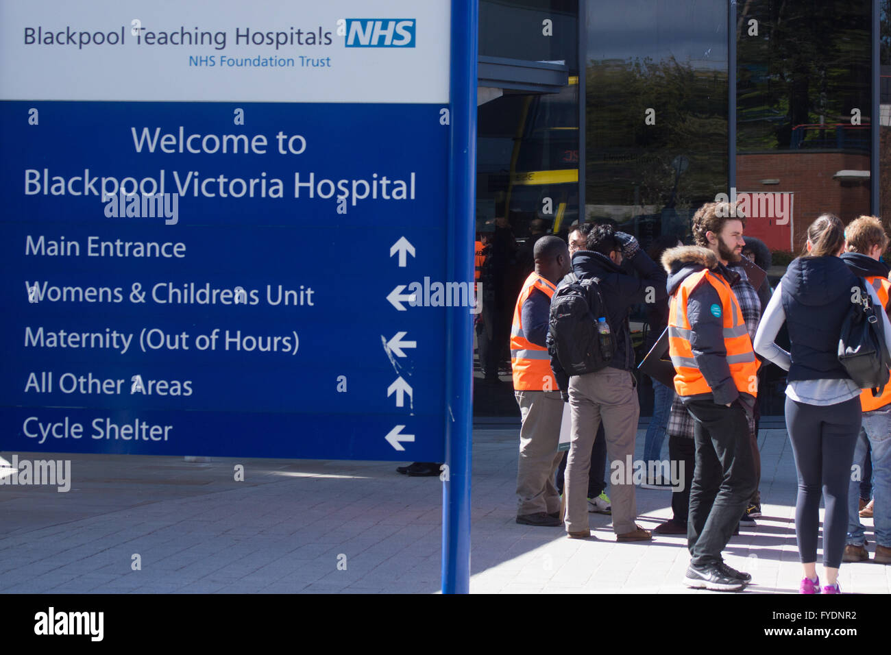 Blackpool,UK. 26th April 2016. news. The junior doctors strikes ... Blackpool,UK. 26th April 2016. news. The junior doctors strikes ...