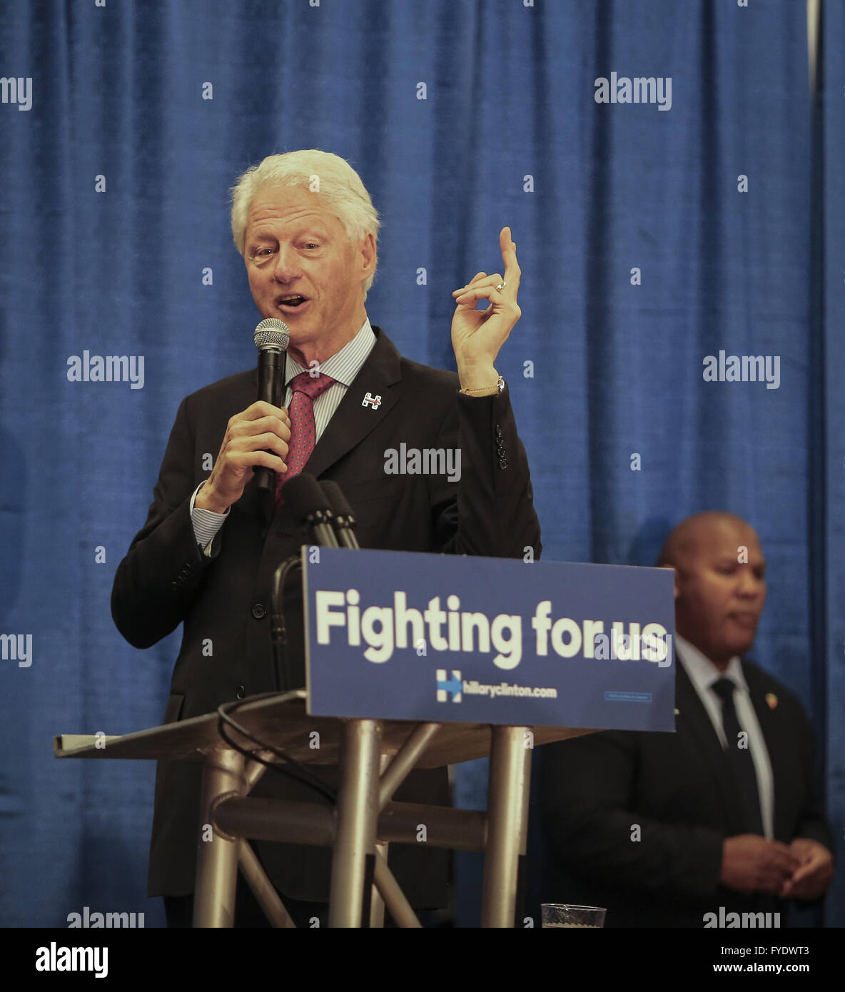 Indianapolis, Indiana, USA. 25th Apr, 2016. President BILL CLINTON ...