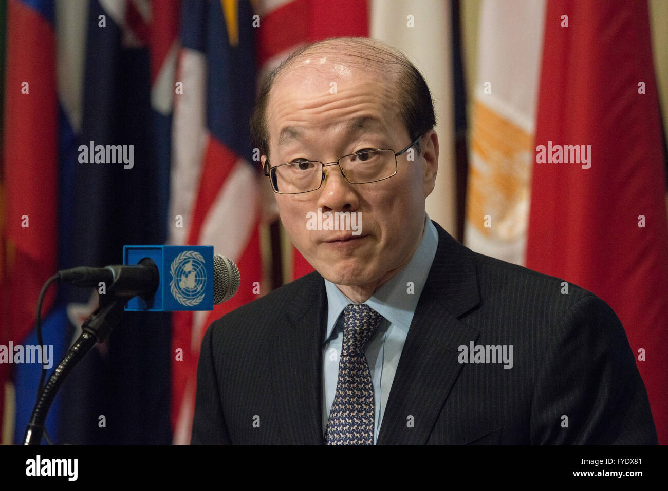 Permanent representative of china to the united nations hi-res stock ...