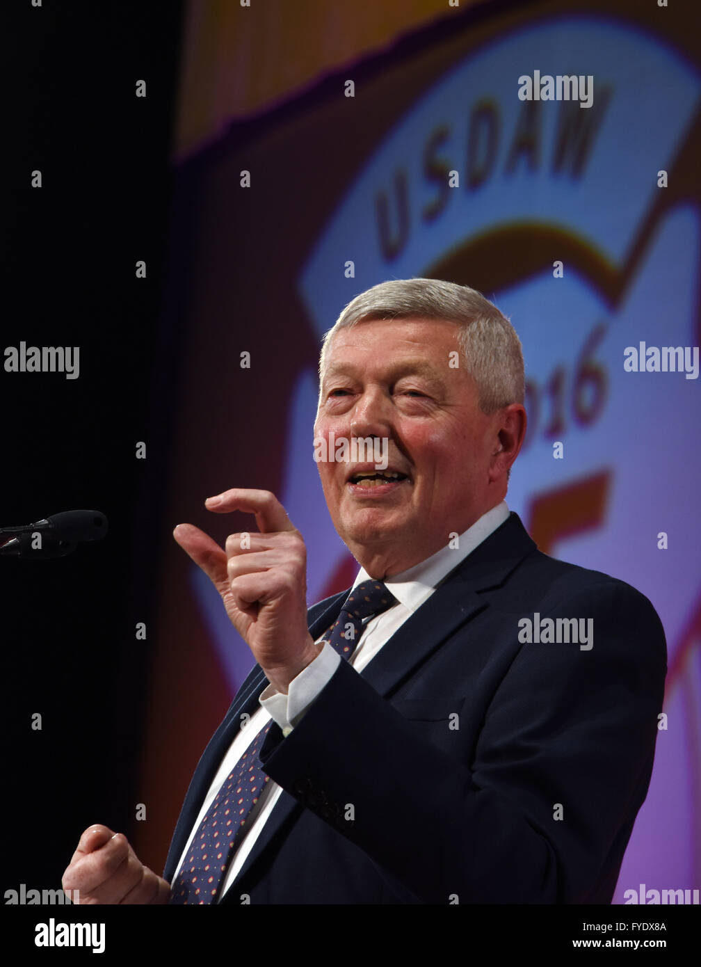Alan johnson mp hi-res stock photography and images - Alamy