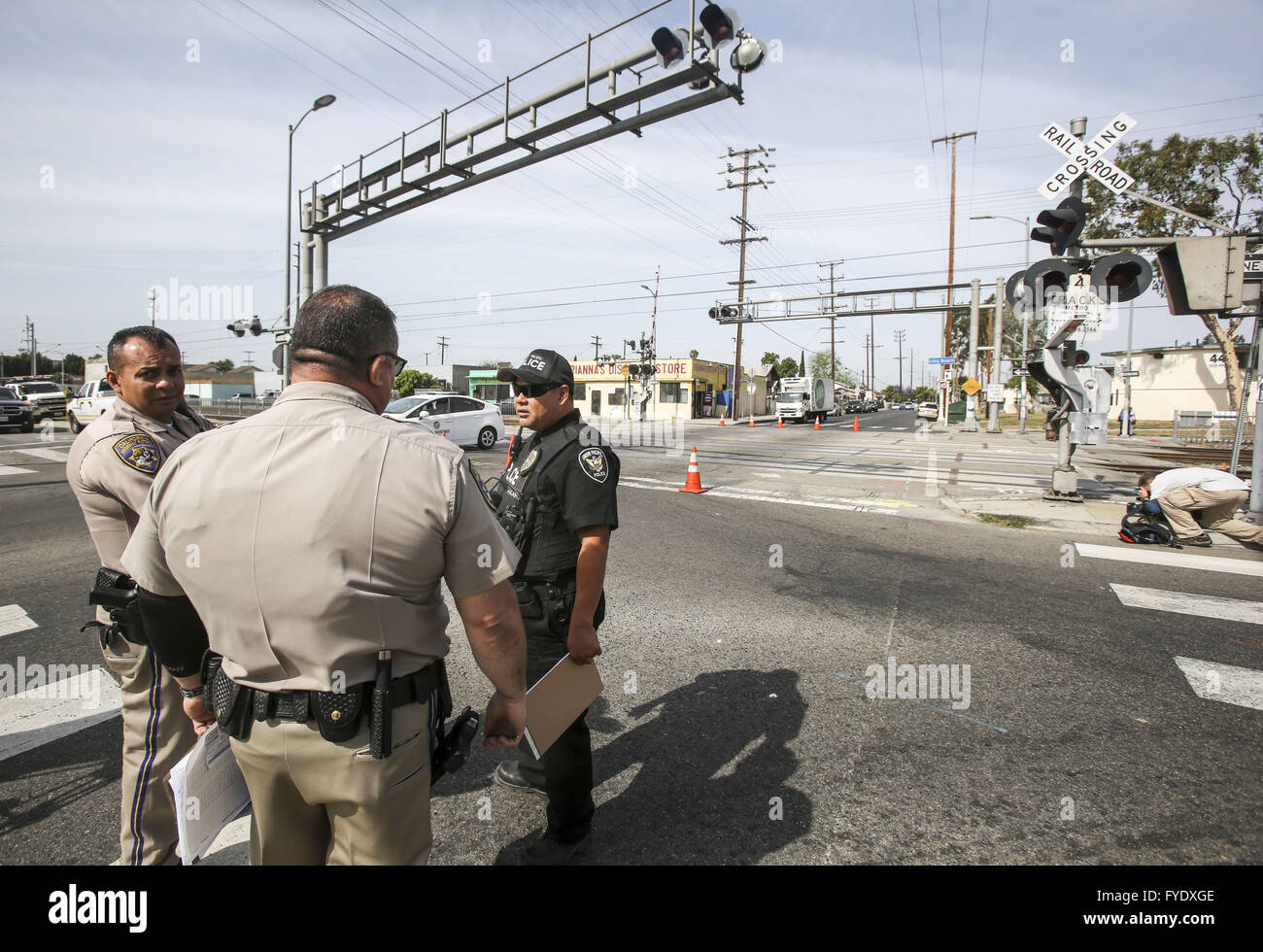 School bus crossing arm hi-res stock photography and images - Alamy