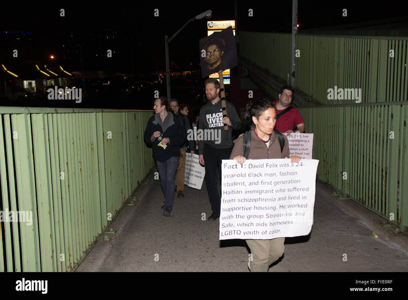 Pedestrian bridge protest hi-res stock photography and images - Alamy