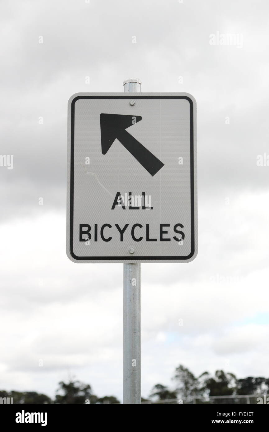 Bicycle lane signboard Stock Photo - Alamy