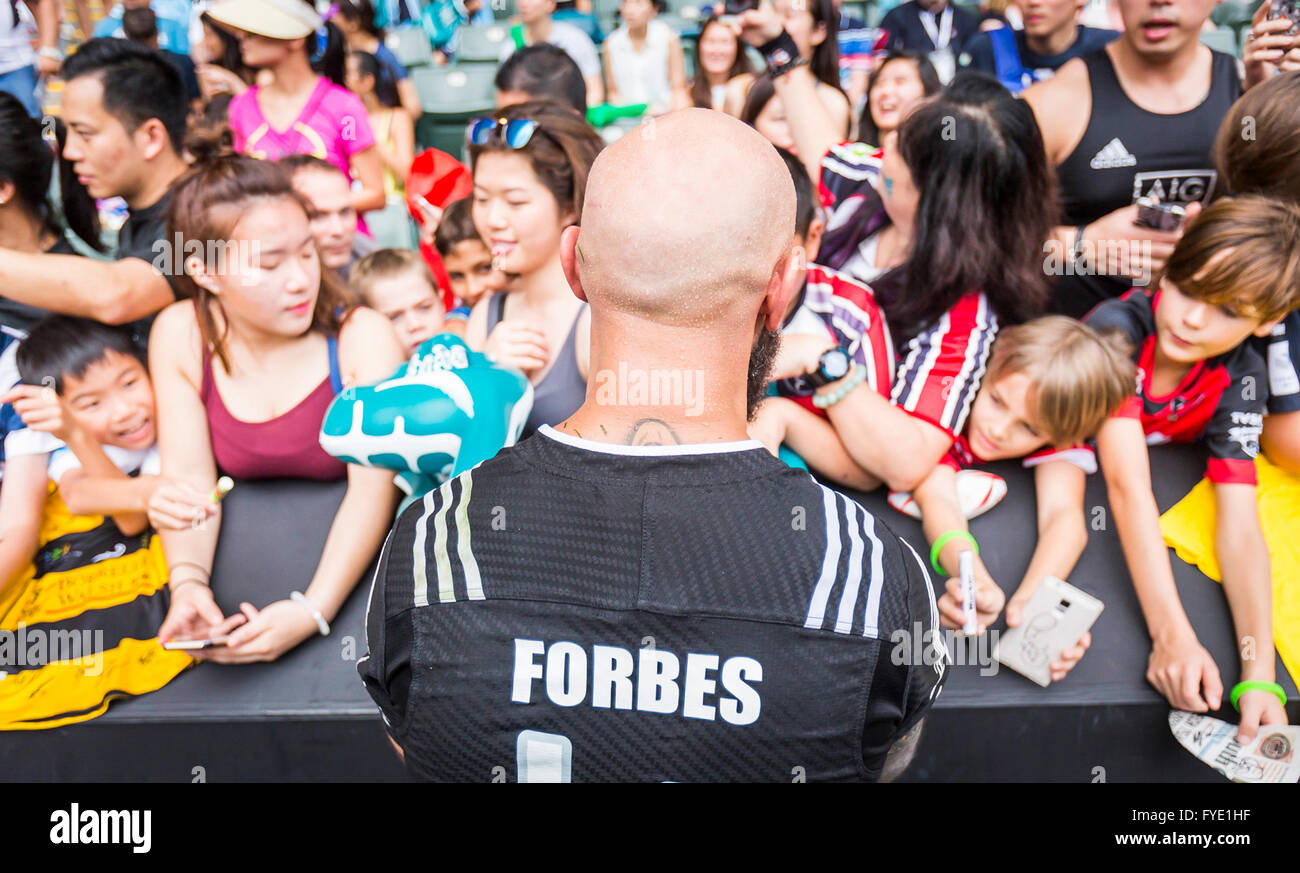 DJ Forbes of New Zealand greets fans during the 2016 HSBC / Cathay ...