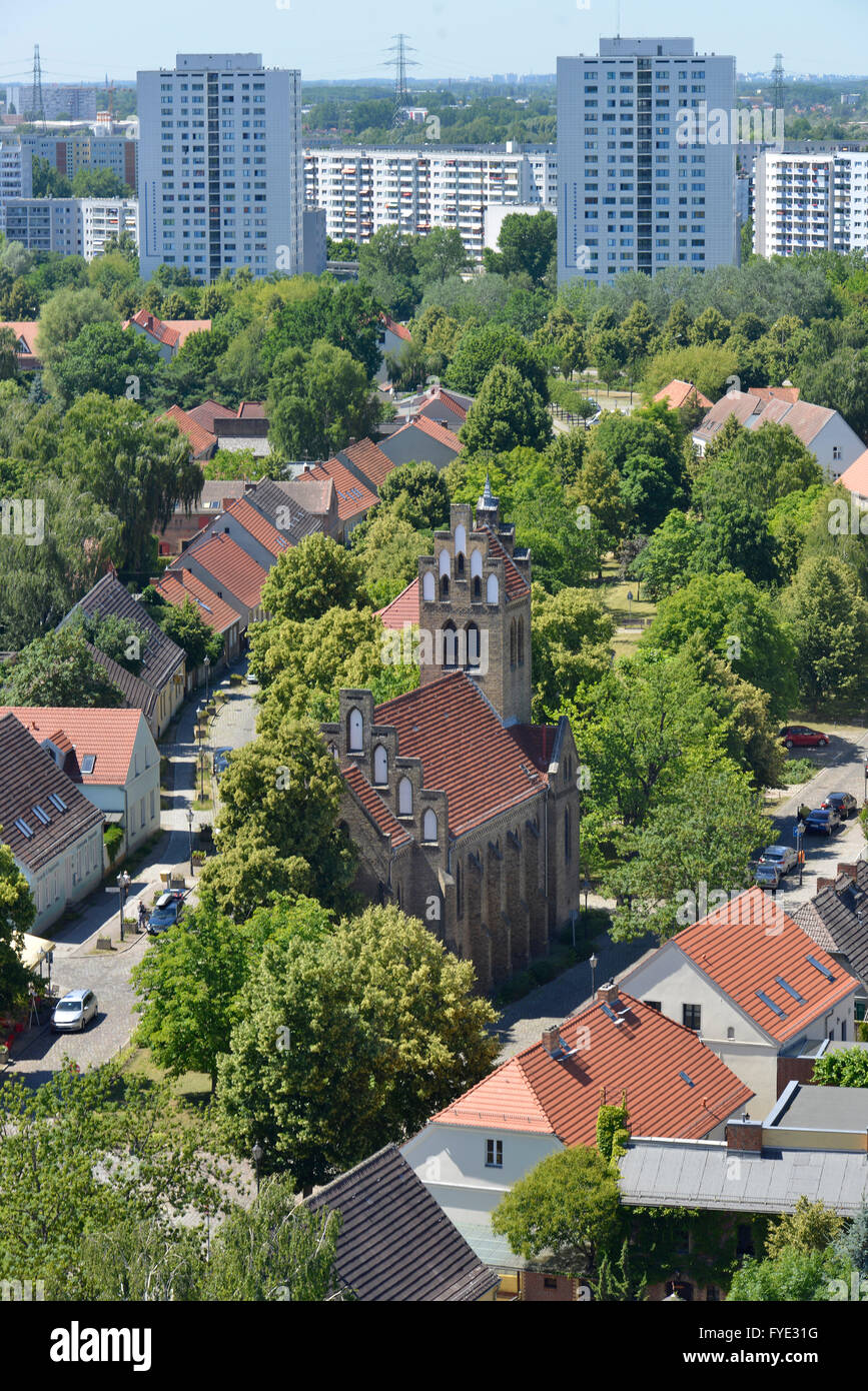 Dorfanger, Alt-Marzhan, Marzahn, Berlin, Deutschland Stock Photo - Alamy