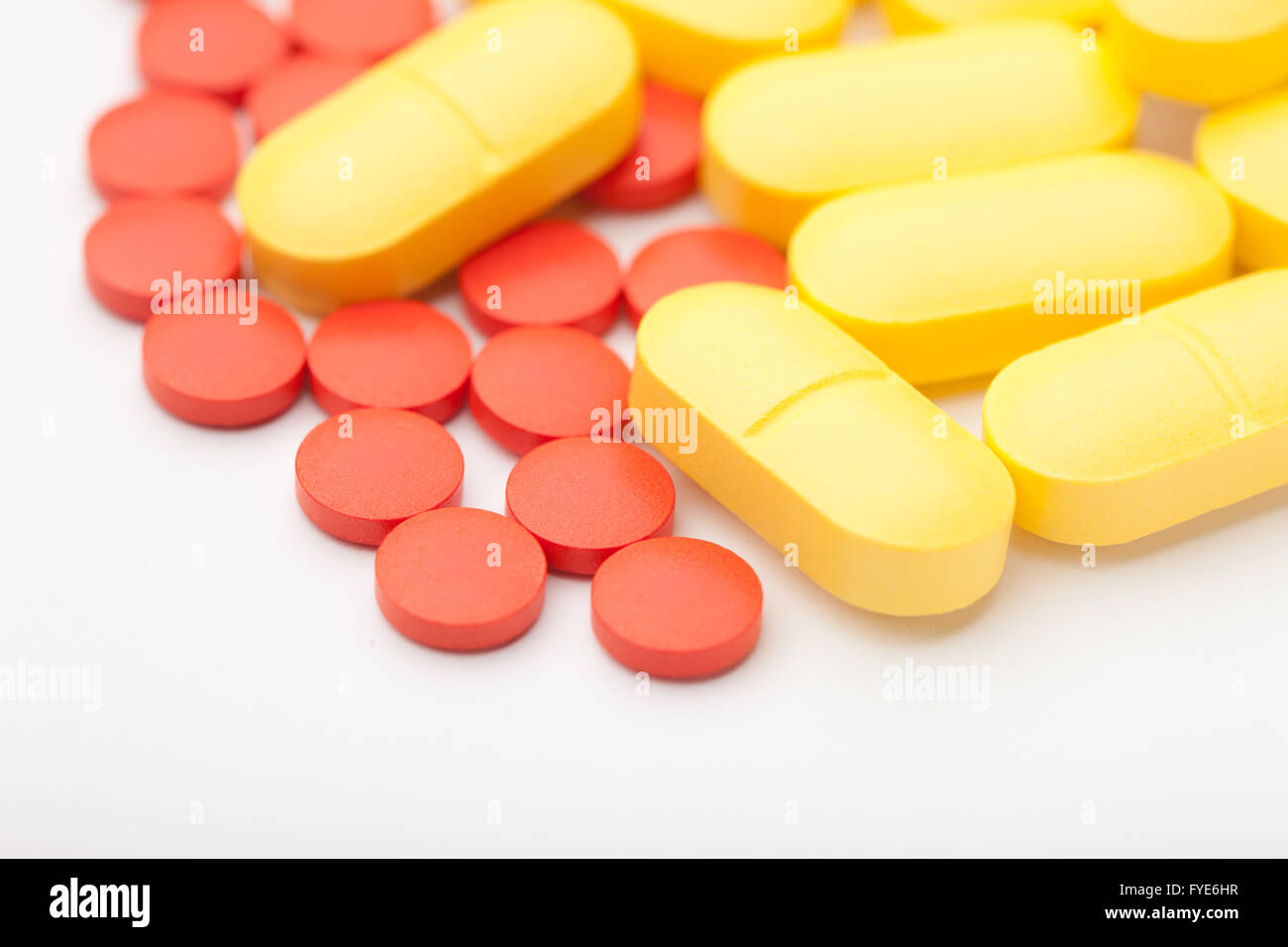 Medicinal pills piled up a bunch of closeup Stock Photo - Alamy