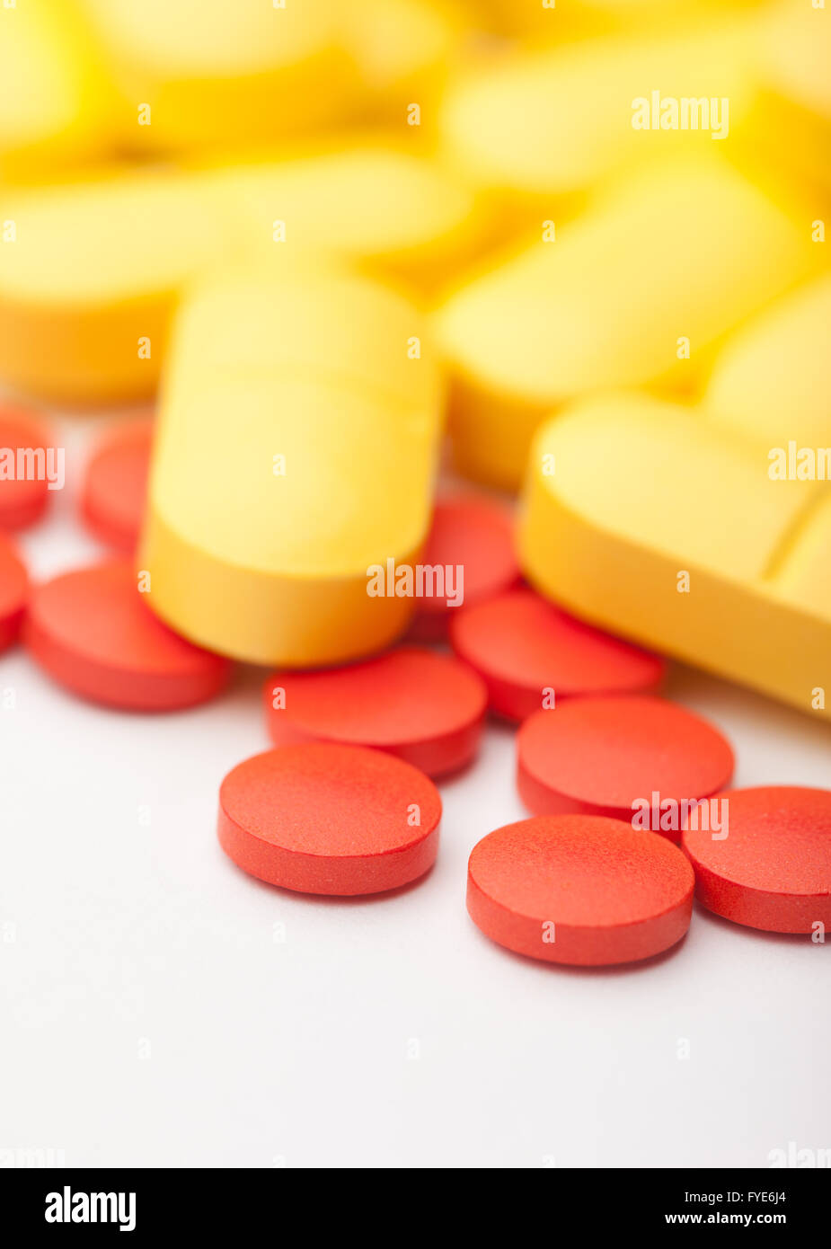 Medicinal pills piled up a bunch of closeup Stock Photo - Alamy