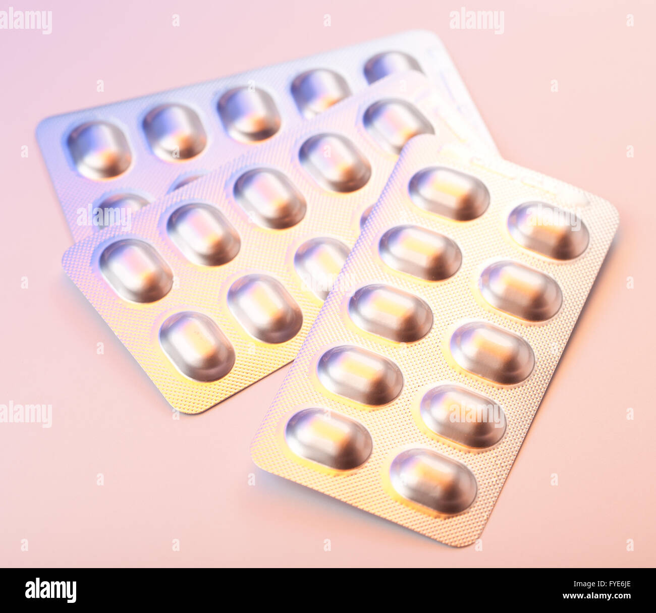 Medicinal pills piled up a bunch of closeup Stock Photo - Alamy