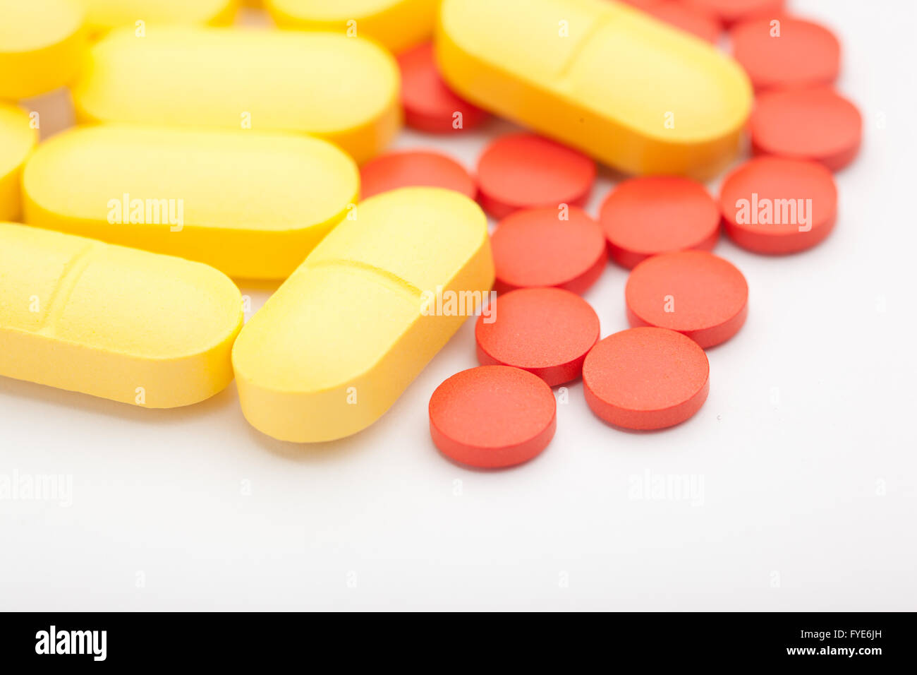 Medicinal pills piled up a bunch of closeup Stock Photo - Alamy