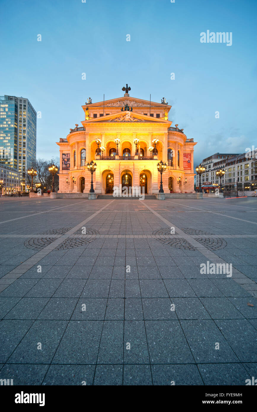 The opera square hi-res stock photography and images - Alamy