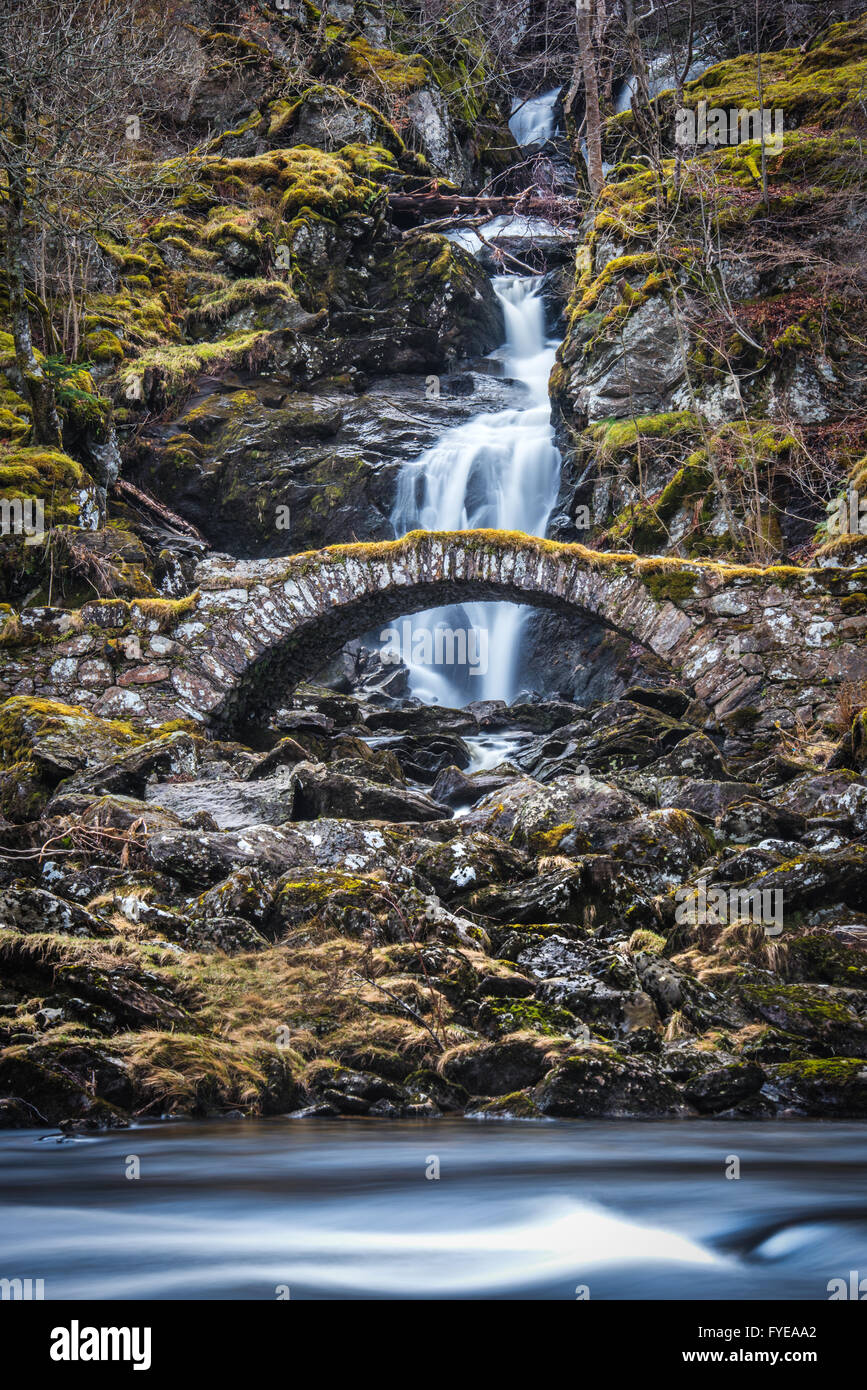 Roman Bridge in Glen Lyon Scotland, an old packhorse bridge Stock Photo ...