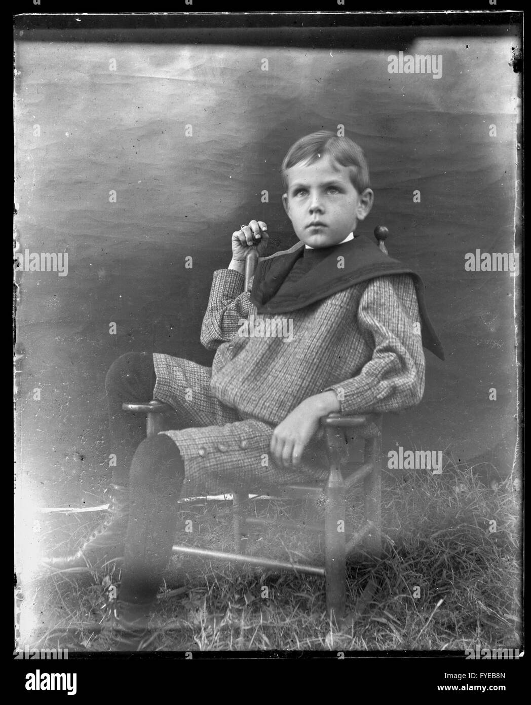 Victorian boy portrait hi-res stock photography and images - Alamy