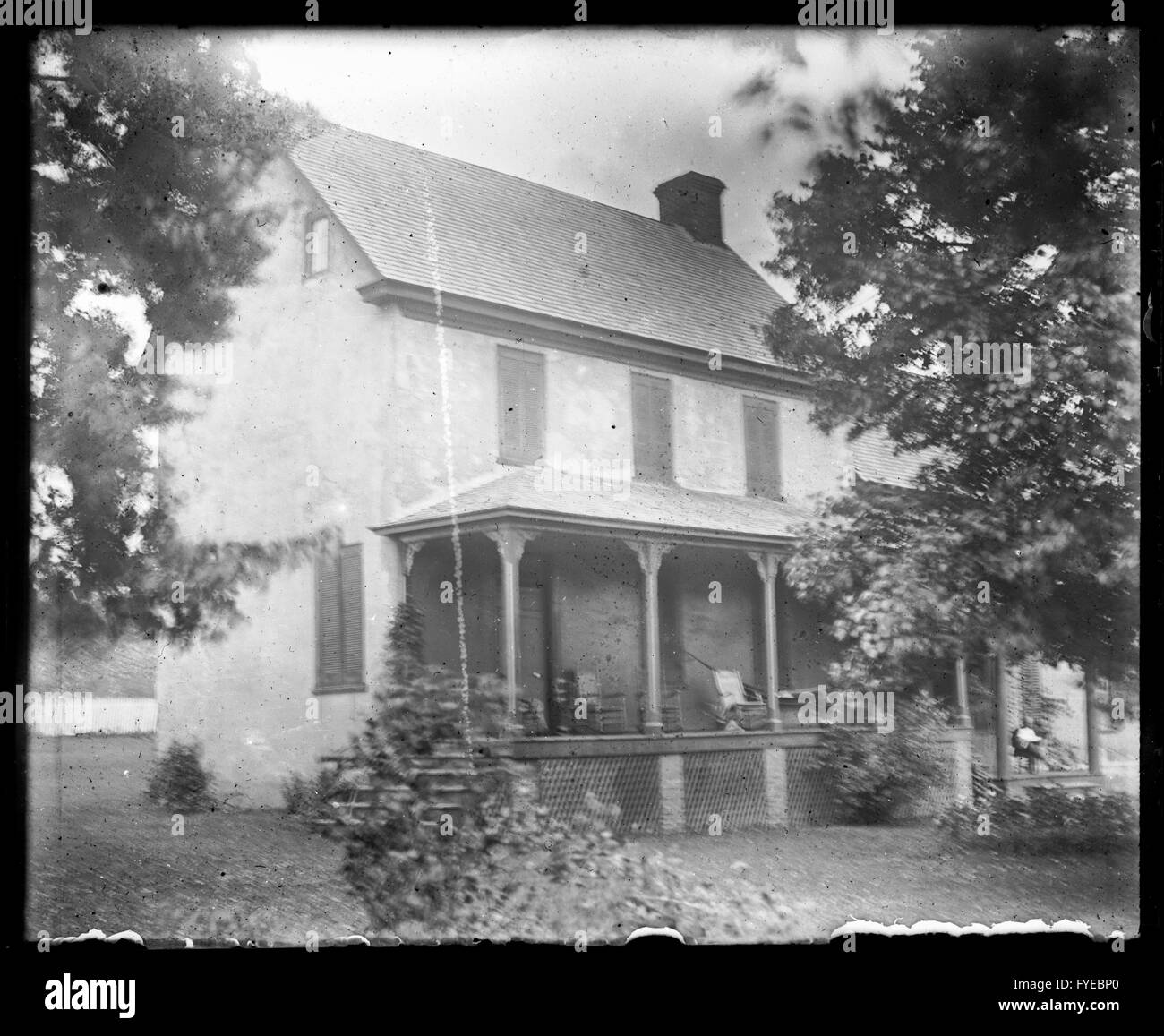 Victorian house trees in Black and White Stock Photos & Images - Alamy