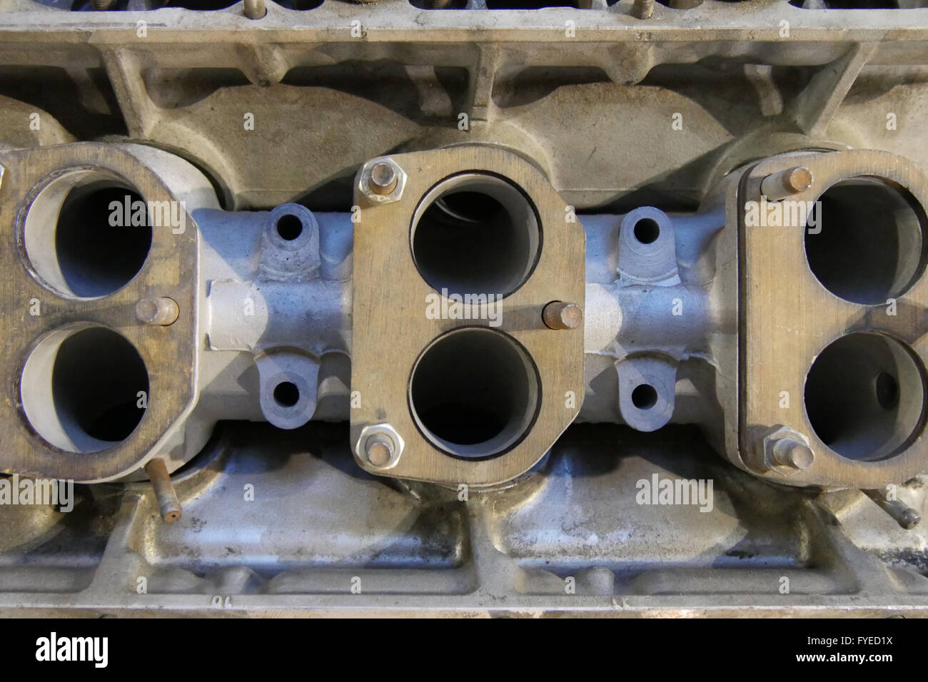 Cylinder block hi-res stock photography and images - Alamy